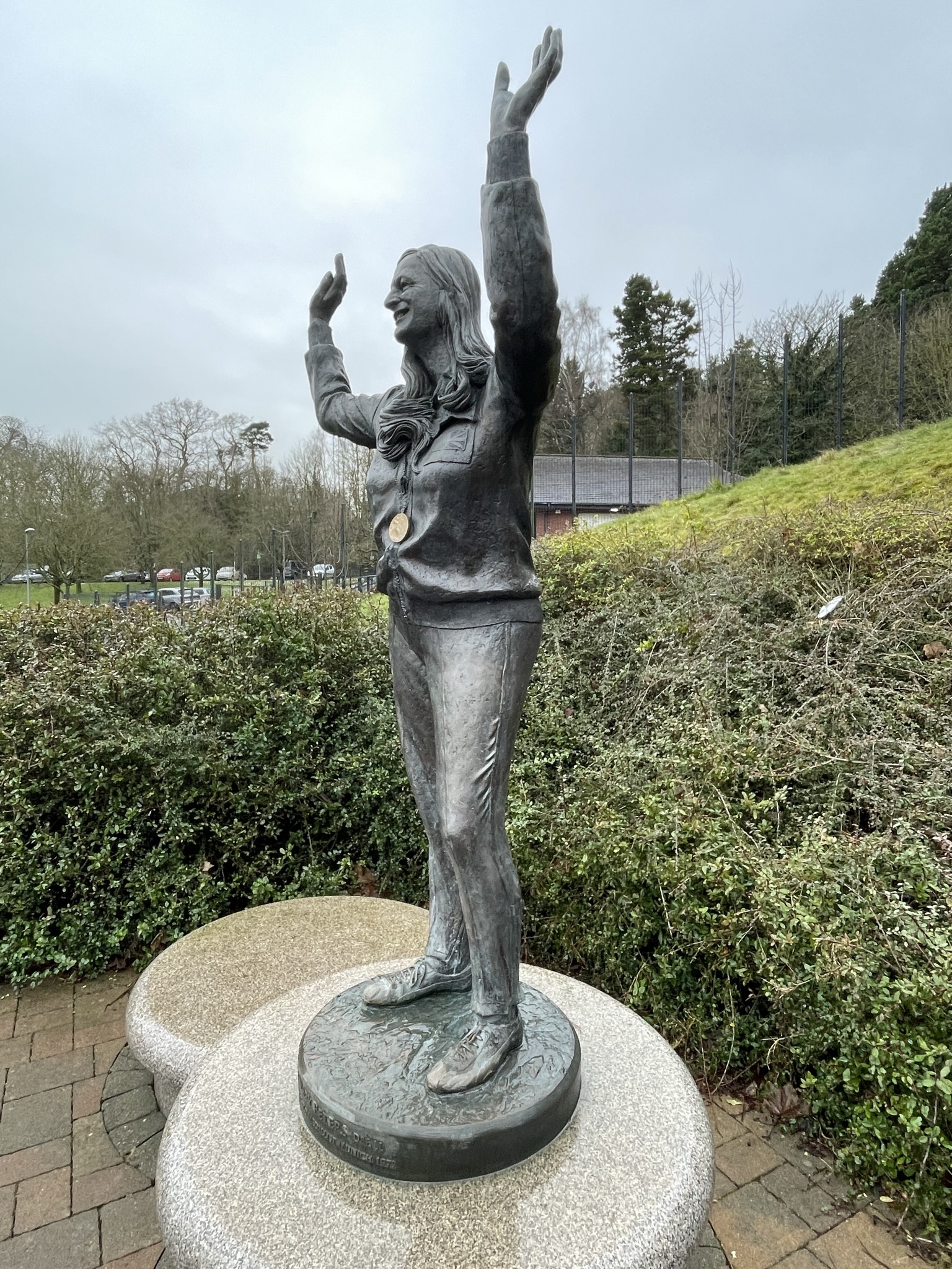 Mary Peters – WomenstatuesUK